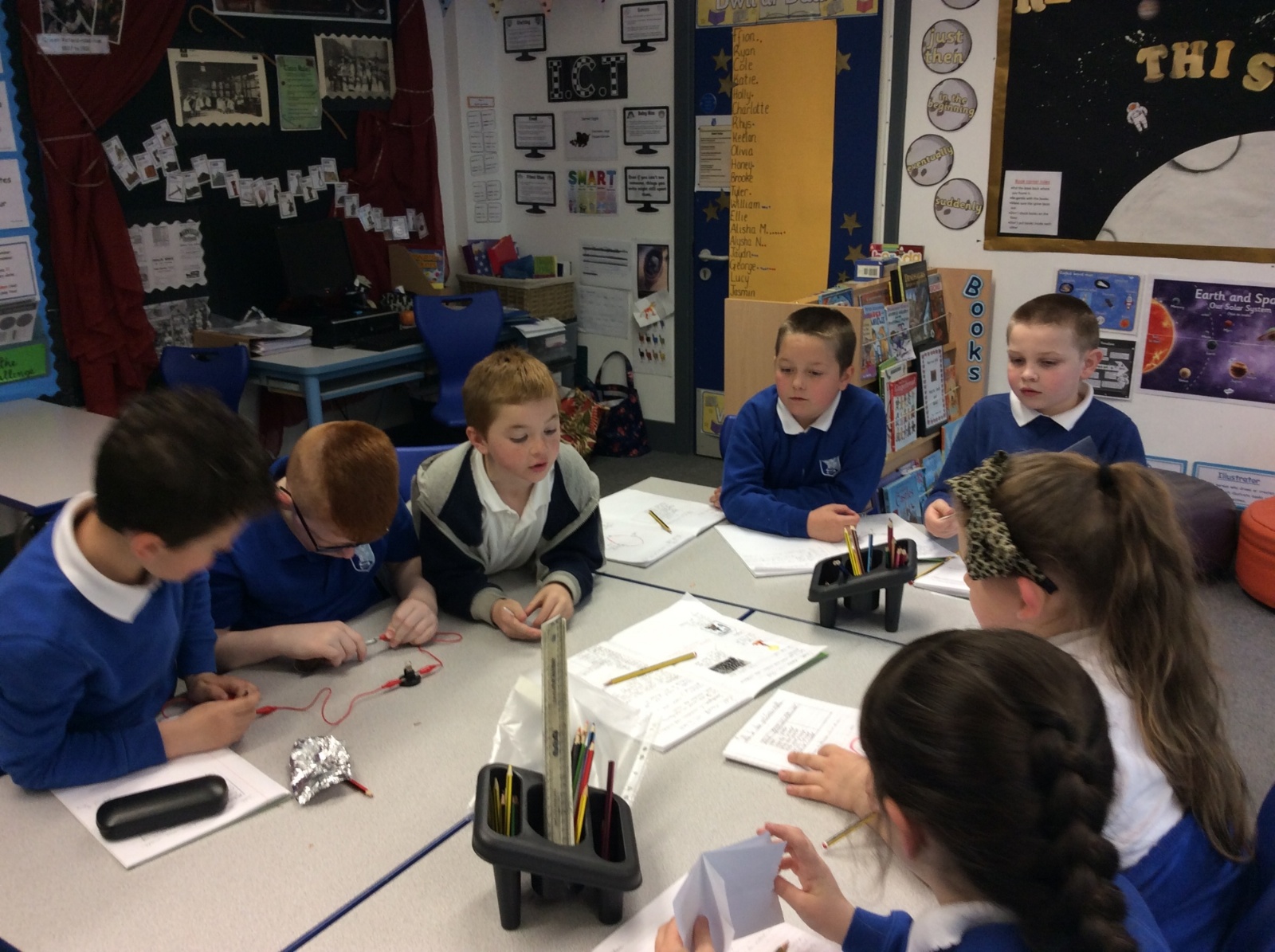 Williamstown Primary School - We learn through many differenent fun ways!